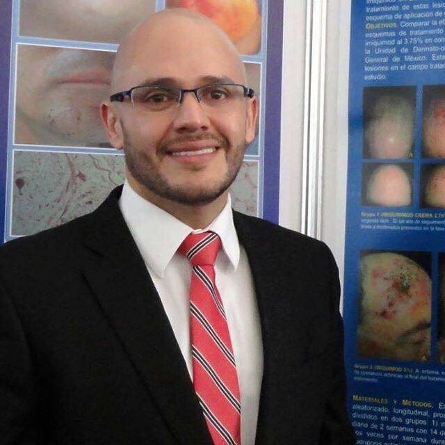 dr-quezada | Dermatólogos SCCAD